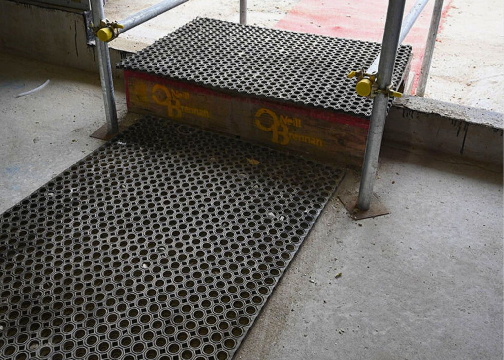 Durawalk Heavy-Duty Walkway Matting | First Mats UK