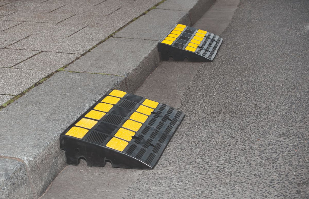 Rubber Traffic Kerb Ramp for Cars | First Mats & Kerb Ramps